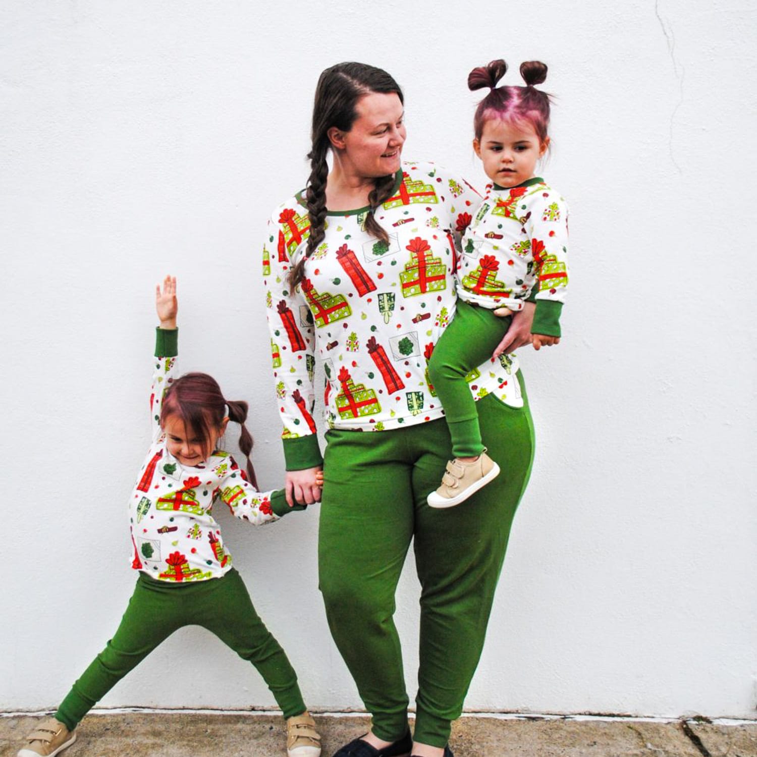 Christmas Pajamas | A 2022 DIY Guide to Fun Holiday Pjs